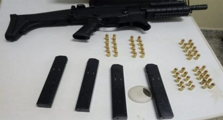 PRV apreende Espingarda Carabina ponto 40 e 50 munições em Barão ...